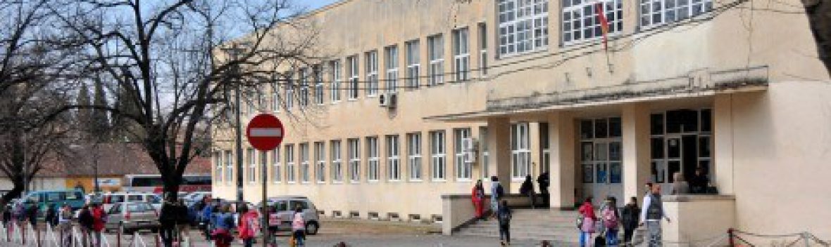 OBILJEŽEN DAN OŠ ,,SAVO PEJANOVIĆ”: Ljubav, muzika, ples, recitacija i ...